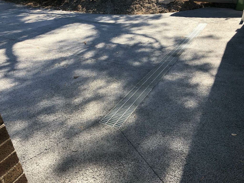 DriveCon with bluestone colour oxide | WaterPave